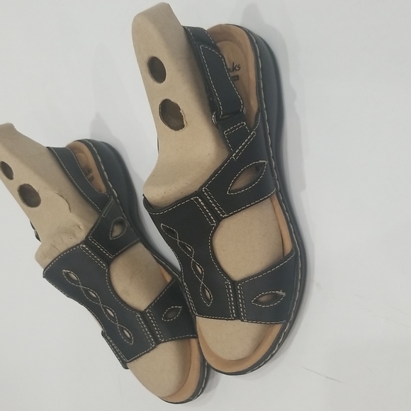 Clarks | Shoes | Clarks Collection 22545 Black Soft Cushion Sandals ...